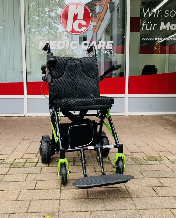 Faltbarer Elektrorollstuhl (4,5 km/h) McGreen | MC Seniorenprodukte