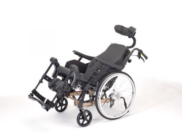 Invacare Rea Clematis Pro Pflege- & Multifunktionsrollstuhl | MC ...