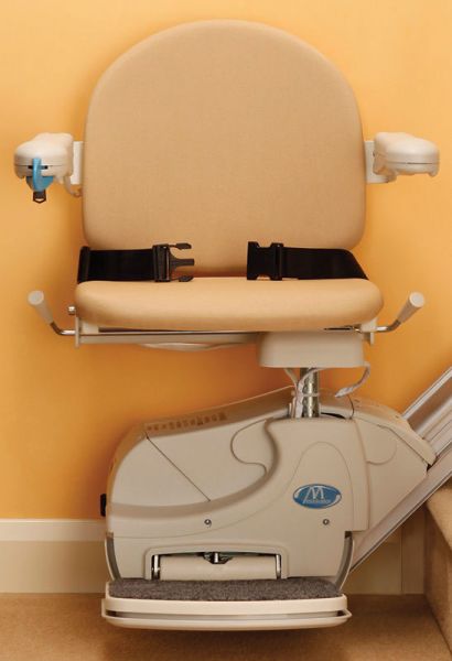 Gerader Innen-Treppenlift HANDICARE Simplicity | MC Seniorenprodukte