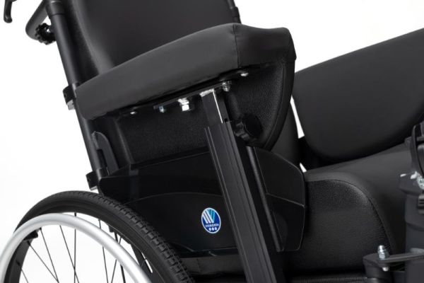 VERMEIEREN INOVYS II Evo Multifunktionsrollstuhl | MC Seniorenprodukte