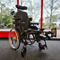 Invacare Rea Clematis Pro Pflege- & Multifunktionsrollstuhl | MC ...